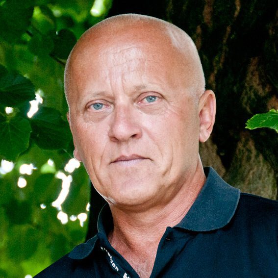 Jan Hnízdil | Host | Rádio Universum