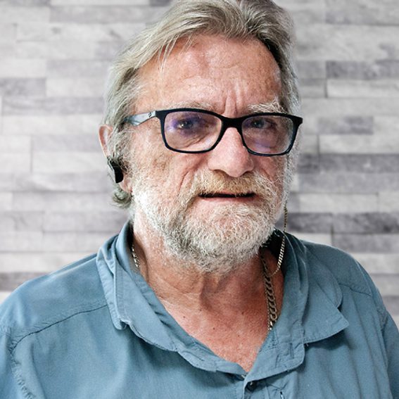 Komentáře | Pořad | Rádio Universum