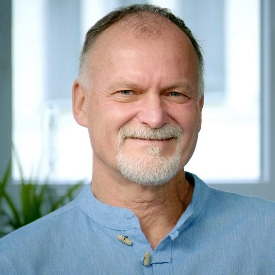 Jan Rak | Host | Rádio Universum